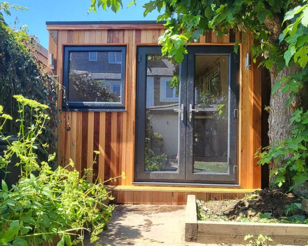 Modern Garden Rooms small designs - Explore examples & options