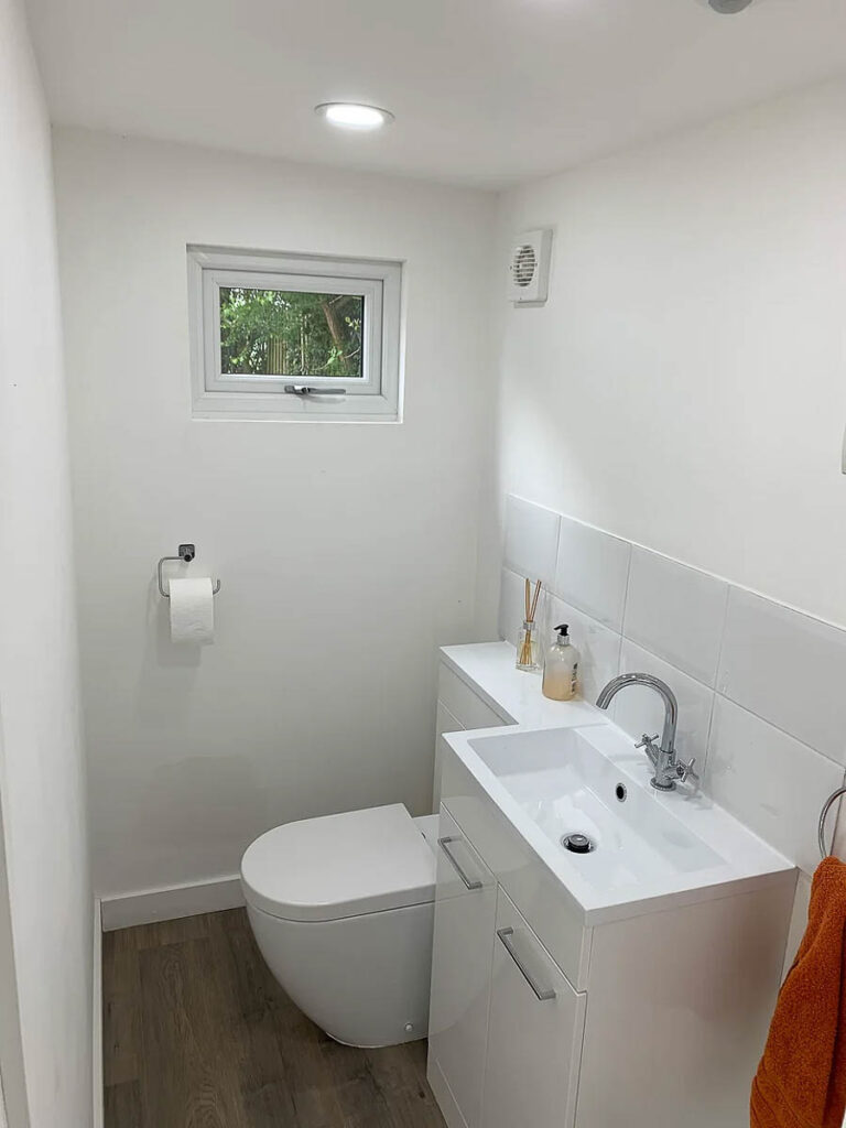 Garden Living Annexes by AMC Garden Rooms