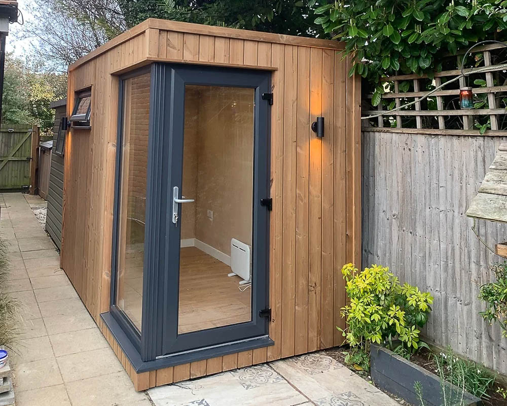 Small Garden Rooms by AMC Garden Rooms