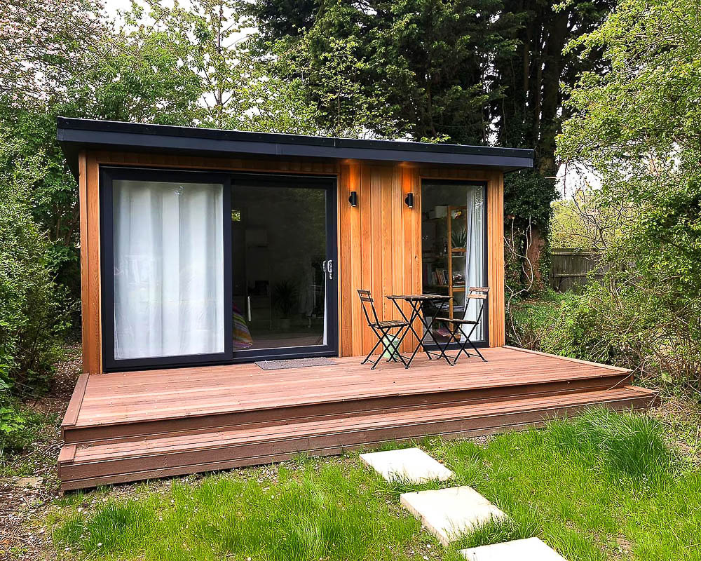 Soundproof Garden Studios by AMC Garden Rooms